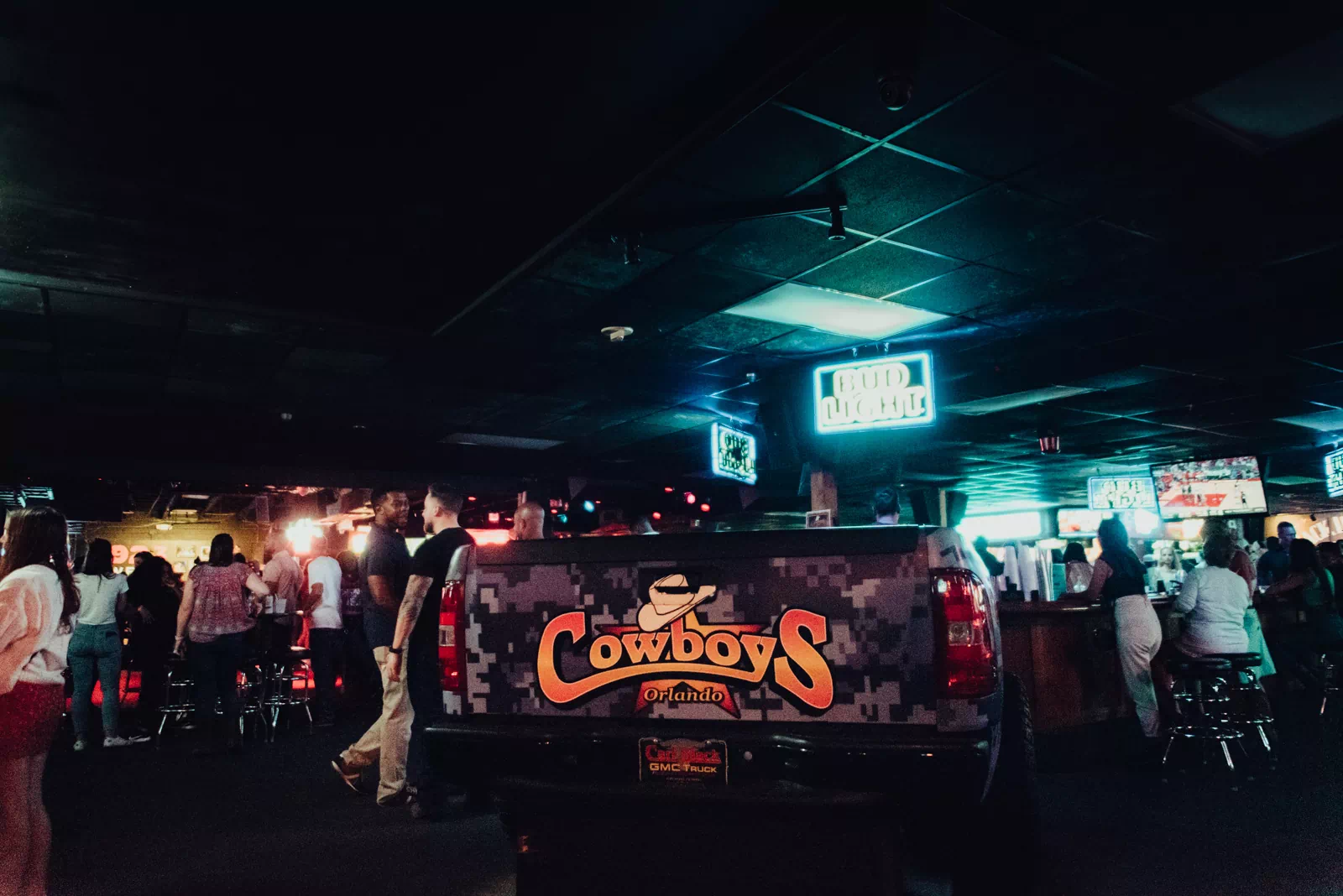 Cowboys | Best Country Bar in Central Florida for Line Dancing